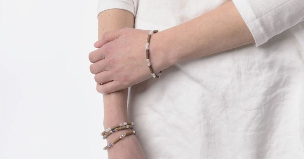 The Dos and Don’ts of Stacking Your Bracelets